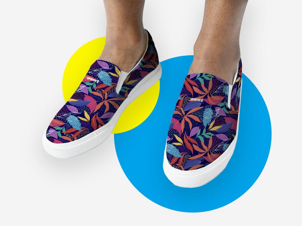 Custom Sepatu Printing Motif Menarik Sesuai Keinginan - iPrint